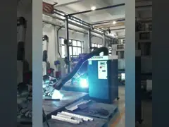 Self-cleaning mobile welding fume extraction
