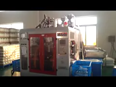 Macchina dello stampaggio mediante soffiatura del posto fisso di IML