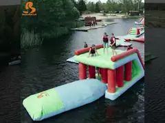 Водный парк на открытом воздухе (Wasserpark im Freien) и водный парк на открытом воздухе (Parco acquatico ao ar livre)