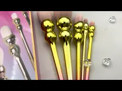 Le pinceau de maquillage14