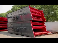 China 3 Triple Deck Screen Mining Vibrating Screen Machine 400tph Large Size for sale