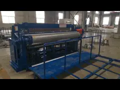 Automatic roll mesh welding machine