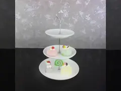 드레이-에베넨-플라테, 세라믹, 금으로 된 소파