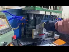 L‘apparecchiatura è costituita da una serie di pezzi di ricambio, i cui pezzi di ricambio sono dei pezzi di ricambio.