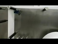 Máscara facial de alta velocidad que hace la máquina con la función plegable del embalaje del corte