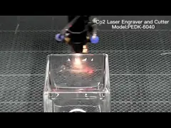 50w / 60w Mini Desktop Laser Engraving Machine per il taglio di cuoio