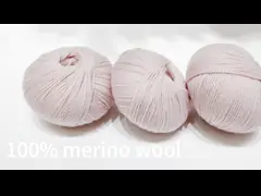soft warm touching 100% merino yarn 4 ply 8s for knitting and crochet used in DIY sweater scarf toy