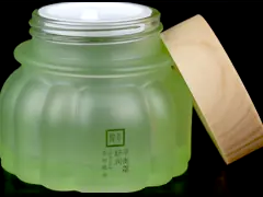 China 130ml/50g Glass Yellow/Green Transparent Cylindrical Smooth With Bamboo Lid For Cosmetic Packaging Bottle for sale