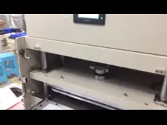 PCB/FPC-punchmachine met 0,08 mm dik LCD-scherm CNC pneumatisch