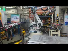 ER210-2700 Engine hood molding with robot ER210-2700