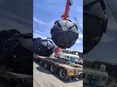 China Inflatable Floating Pneumatic Rubber Fenders 50kPa 80kPa Easy Installation for sale