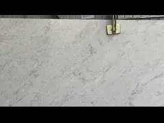 China 3200x1600mm White Carrara Quartz Countertops 88-93% Quartz Slab for sale