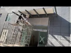 Canopy di vetro metallico