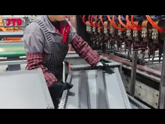 What is a palletizing robot?