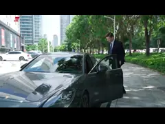 육체적 또는 도덕적 활동을 수행하는 신체적 및 도덕적 인 사람, 그리고 육체적 및 도덕적 인 사람.