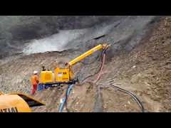 14 MPa Pressione di lavoro Macchina robotica per il calcestruzzo 2,2 km/h / 4,4 km/h Velocità di marcia