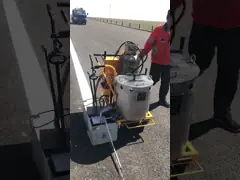 China Standard BS 3262 Petroleum Resin Based Paint For Highway / Parking Lot for sale