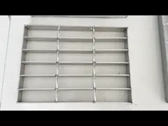 China 2-8mm Galvanized Welded Steel Walkway Grating For Drain Cover Flat Bar ASTM A36 for sale