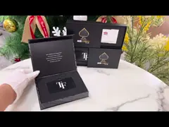 China Stylische Farbdruckmagnetische Faltschachteln mit Displayfenster zu verkaufen