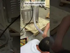 Vacuum conveyor