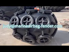 China Black Pneumatic Rubber Fender Customized With Chain Net ISO CCS Certificated for sale