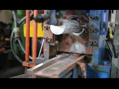 Exposición de la producción y transformación de productos de aluminio