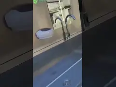 Lavatorio sanitario per lavaggio delle mani con funzionamento senza contatto per le sale chirurgiche