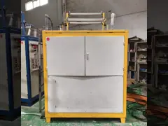 Plastic recycling crusher with simple operation and one-button start