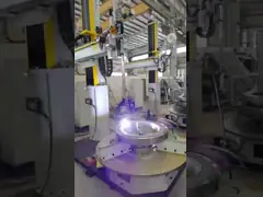 Cina Acqua raffreddamento macchina di saldatura ad arco automatico per filo caldo e fonte di energia di saldatura TIG e applicazioni di saldatura versatili in vendita