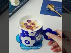 ストックで出荷する 卸売用カップ ヴィンテージ・クライン・ブルー クリエイティブ 高価 セラミック・ボーイズカップ カスタマイズ可能なオフィスカップ