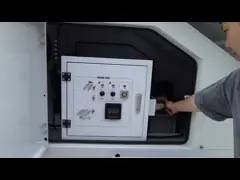 Cina Lampada a LED personalizzabile a energia solare 4×100W Torre di luce telescopica in vendita