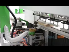 China Solid Wood Veneer Door CNC Engraving Machine For Wood Cabinet Door for sale