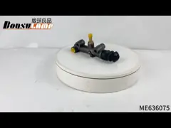 ME636075 Truck Part Clutch Master Cylinder For Mitsubishi
