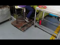 China Vintage Round Tin Serving Tray Christmas Design Holiday Present Packaging for sale