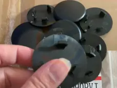 China Seat Armrest Screw Cover Trim Black HJI500090PVJ for Land Rover Discovery 3 L319 4 Range Rover Sport L320 for sale