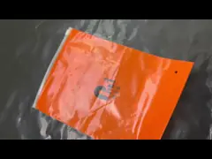 Borsa trucco rettangolare con cerniera personalizzata per riporre e trasportare in modo organizzato