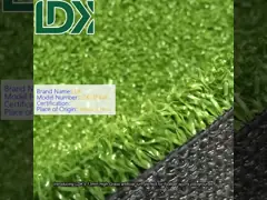 Cina 13mm High Fake Grass For Football Sports Playground Turf Grass in vendita