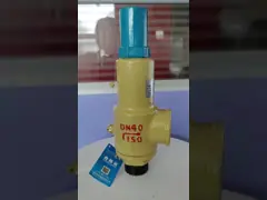 China Spring Loaded Male Threaded Safety Valve DN15-DN80 1.0-32.0 MPa with Level Handle Operation for Steam and Corrosive Media for sale