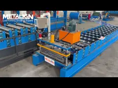 Macchine per la formazione di rotoli di fogli trapezoidali a taglio idraulico a risparmio di spazio