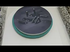 Cina Gambe regolabili in metallo resistenti da 20 mm Disegno versatile per armadi e armadi in vendita