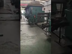 Cina Macchina di stampaggio termico di gomma a vulcanizzazione personalizzabile con sistema di controllo PLC per la produzione di nastri trasportatori di tessuto a filo di gomma in vendita