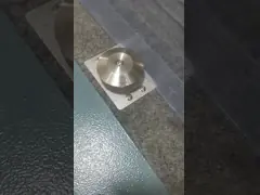 Schnittmaschine für das Schneiden von Vorlagen aus PVC-Platten für das Schneiden mehrerer Schichten in Nähmustern für Bekleidung