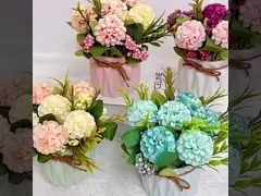 Cina Vendita all'ingrosso di fiori artificiali, piante in vaso di ortensia, oggetti decorativi per soggiorni e sale da pranzo, fiori artificiali, piante verdi, piante in vaso e decorazioni da tavolo in vendita