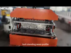 Cina HIgh Automatic Roofing Roll Forming Machine per i profili a cucitura in piedi a 700 mm con taglio e modellazione efficienti in vendita