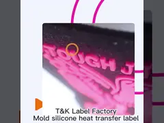 China Custom Mold Injection Silicone Label Washable 3D Soft Silicone Logo Heat Transfer Silicone Badge for sale