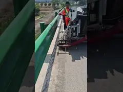 China Passenger Driving Thermoplastic Road Marking Truck with Gasoline Engine Hydraulic Drive and Thermal Oil Heating for sale