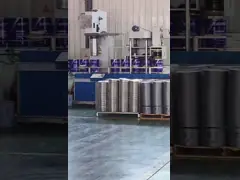 金属製のハンドルと取り外し可能な蓋が付いた、カスタマイズされたロゴ入り金属製ペイントバケツ