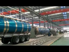 China Dongfeng 2cbm Mini Captain Diesel and Gasoline Fuel Dispenser Truck for sale