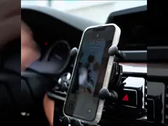 China ESSAGGER 2022 Tourist Six-Point Design Stable Gravity Car Mount Phone Holder for sale