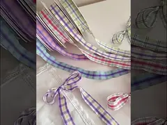 Cina Artigianato fai-da-te Uso 1,5 cm Primavera/Estate Nastro a griglia colorato Fiore eco-compatibile Bouquet Materiali di tessitura per negozio di tessitura in vendita